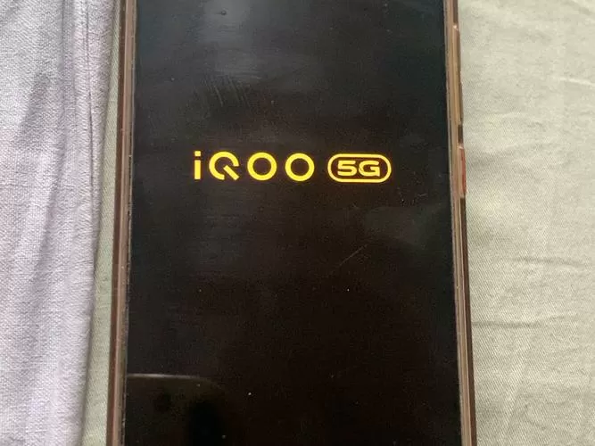 iqoo用着用着就自动关机了图标